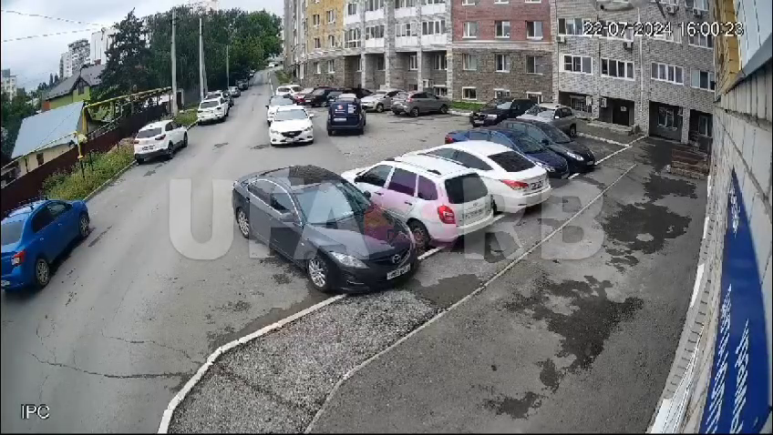 C.W! A 3-Year-old Girl Who Fell From A Window On The 6Th Floor Died On ...